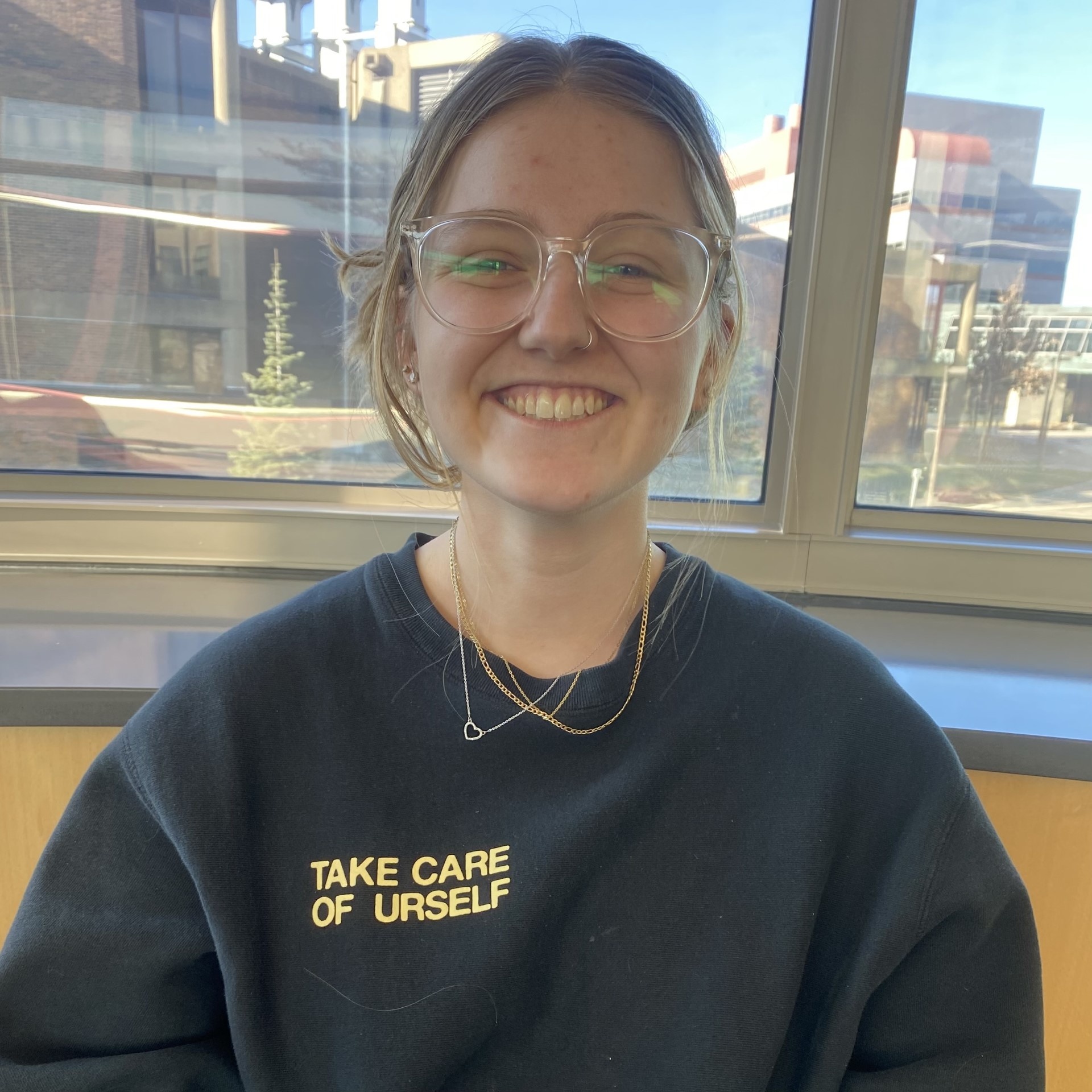 Welcome to our new undergraduate researchers, Sydney Ryan and Taylor ...